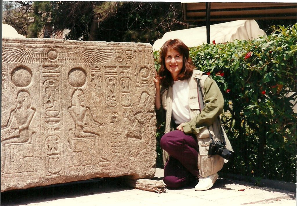 A Leader in the Field: A Profile of Historical Novelist Margaret George ...
